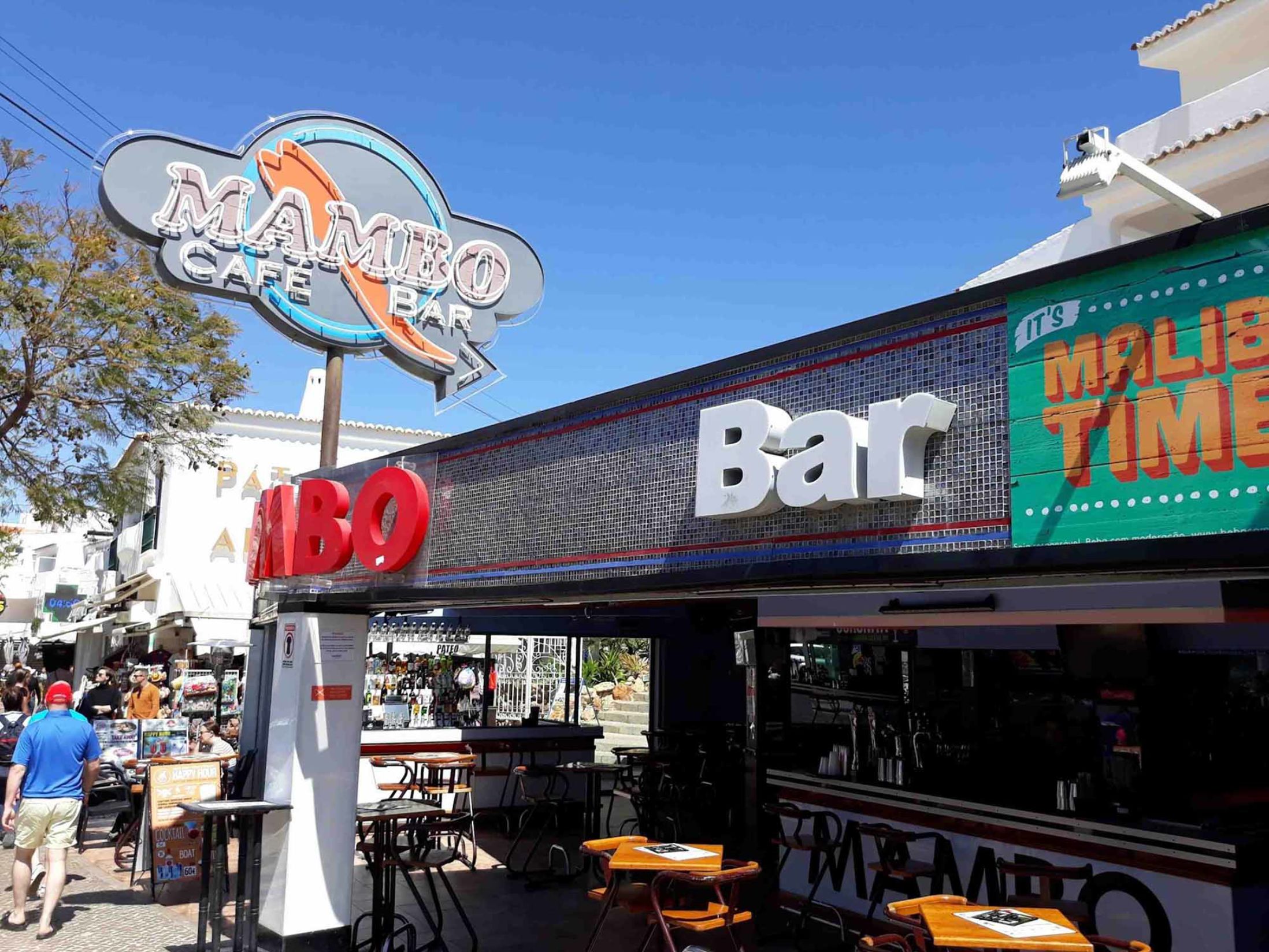 Best Bars in Albufeira | 22 Albufeira Bars