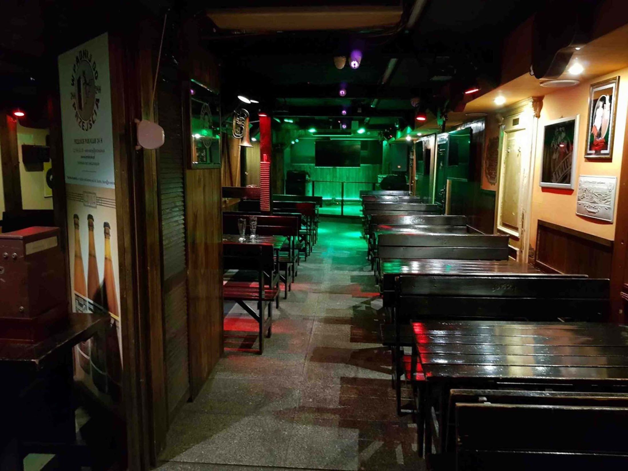 Best Bars in Warsaw | 10 Warsaw Bars