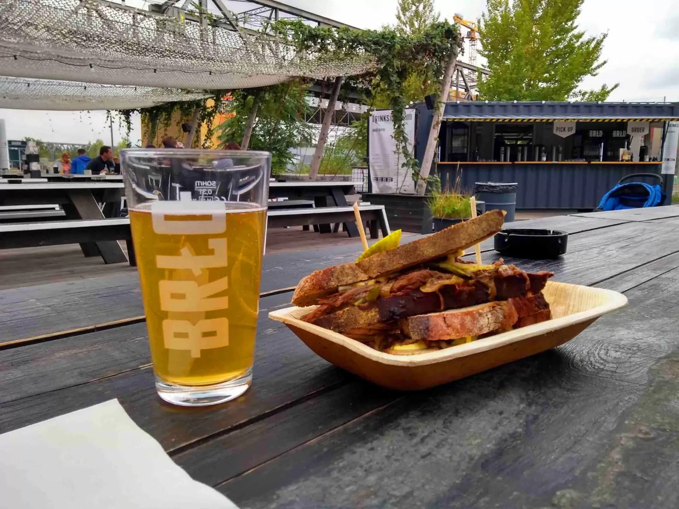 Best Pubs in Berlin | 20 Berlin Pubs