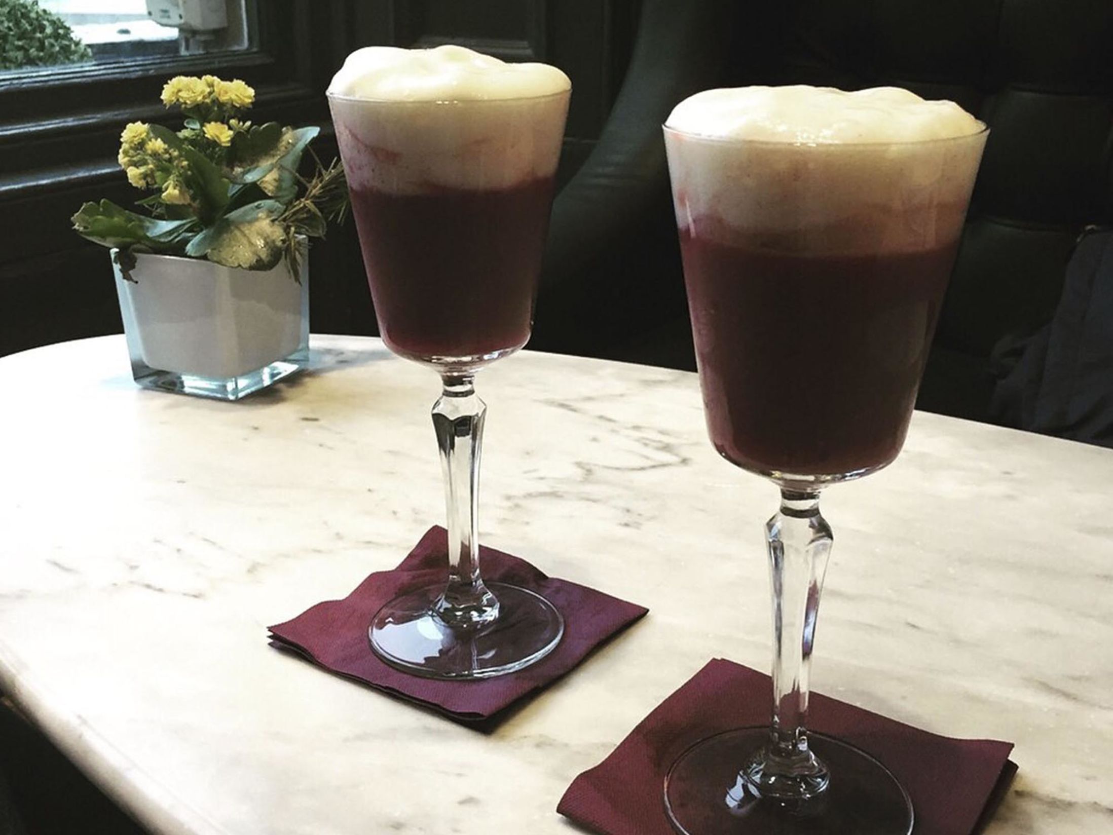 Top Edinburgh Bars | 20 Bars in Edinburgh