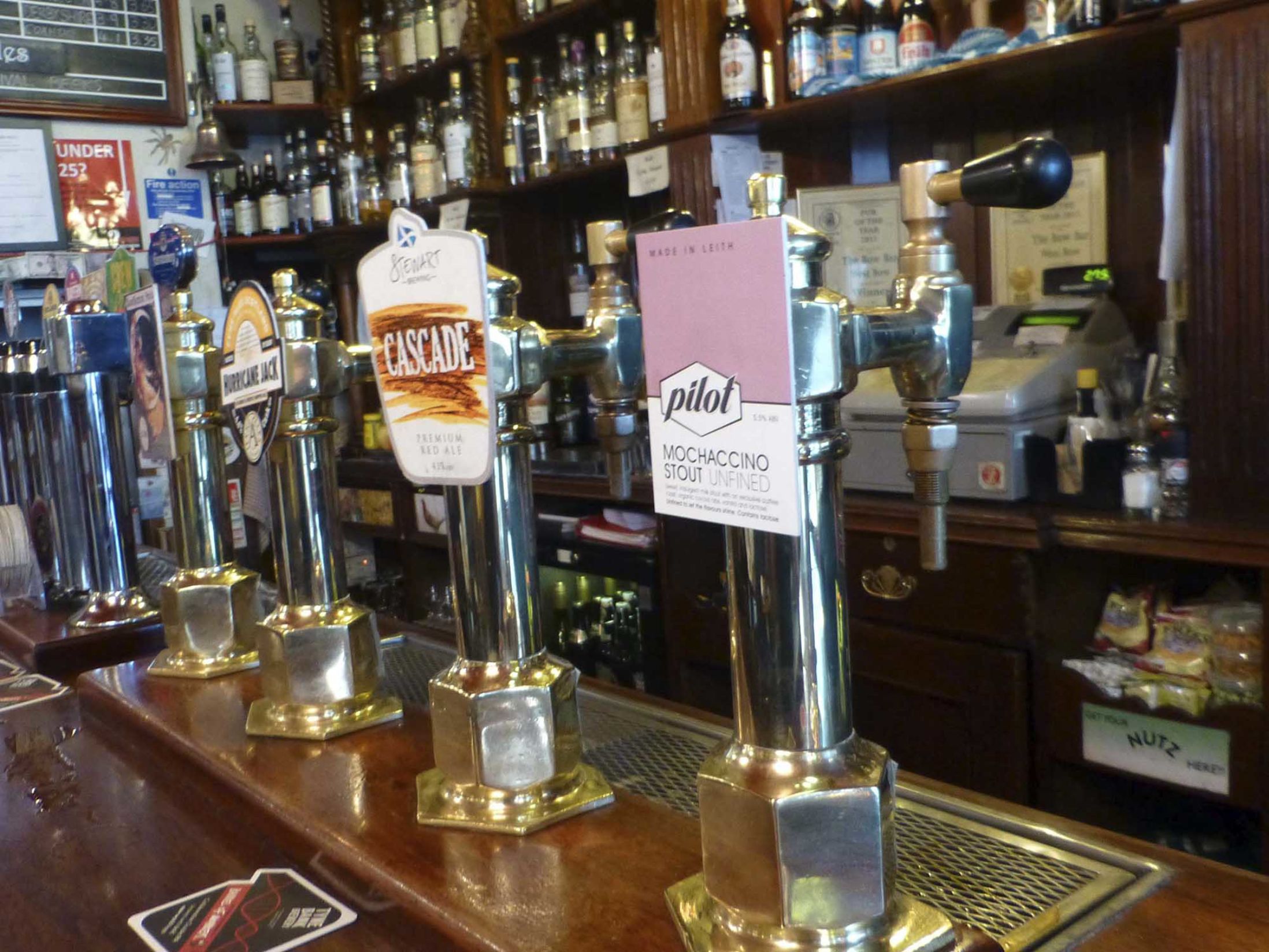 Top Edinburgh Bars | 20 Bars in Edinburgh