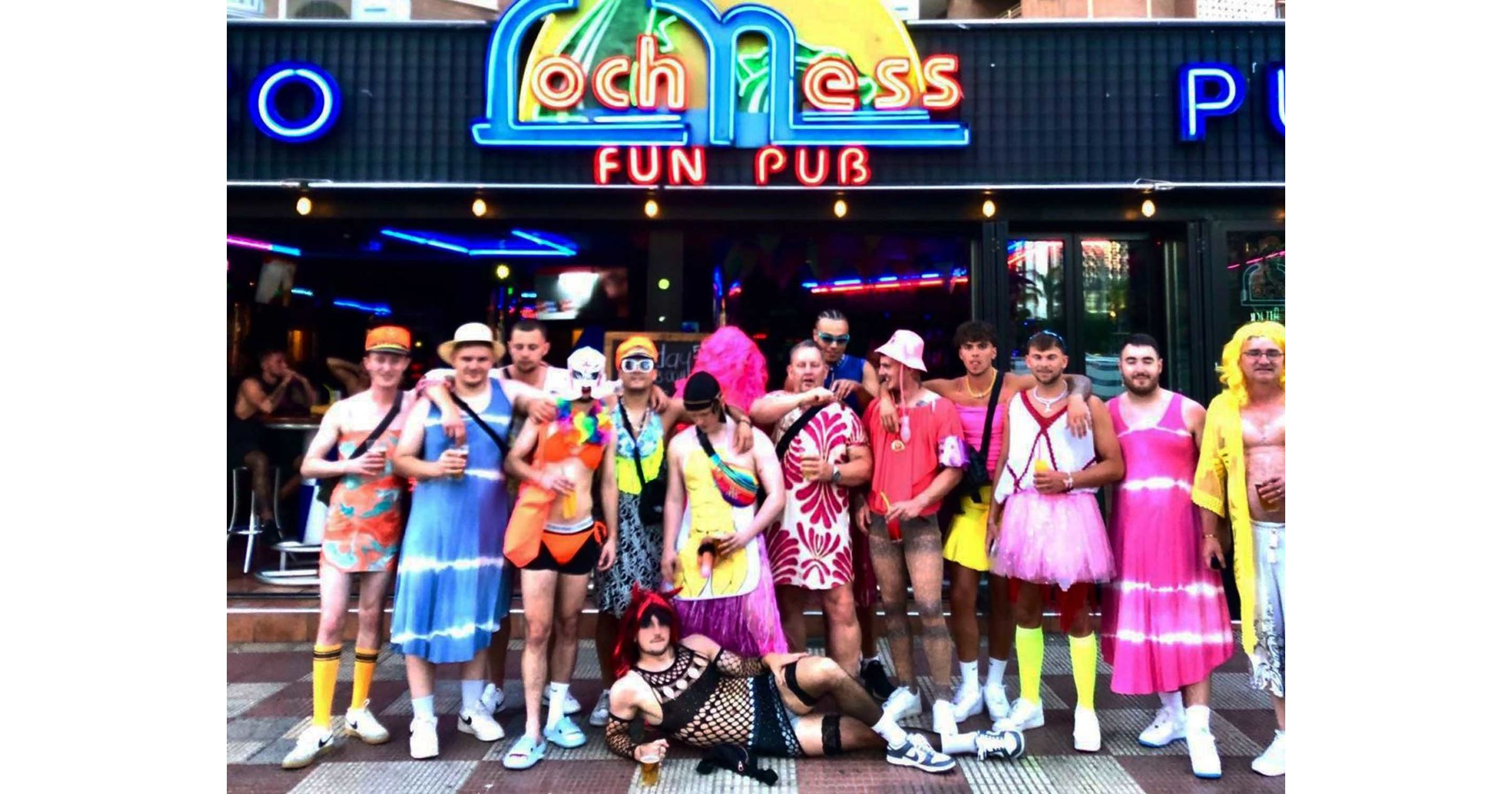 Smashed Guided Bar Crawl Stag Do in Benidorm | Funktion Events