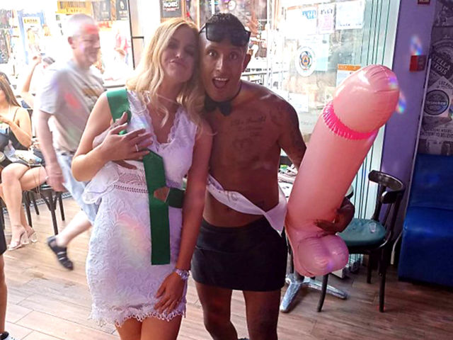 Butlers in the Buff Tenerife | Hen Do | Funktion Events